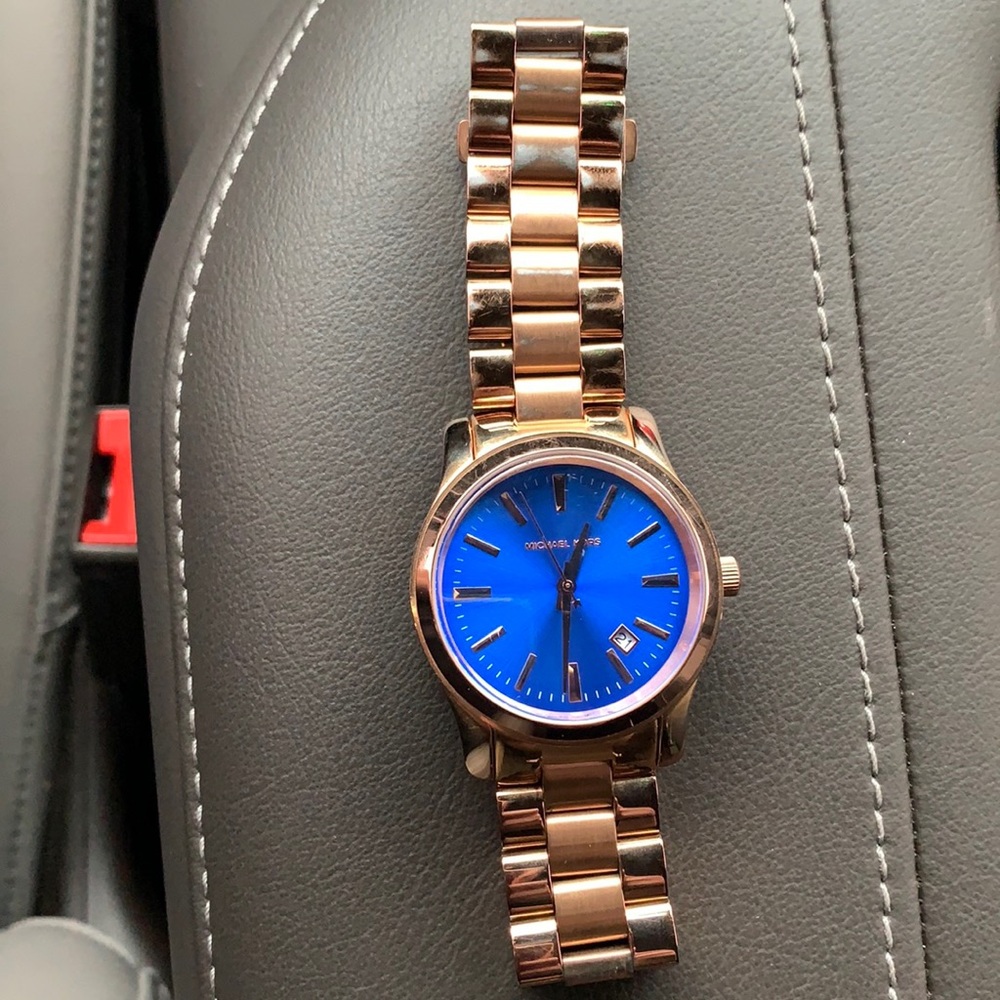 Michael Kors Blue Face Watch. - Gem